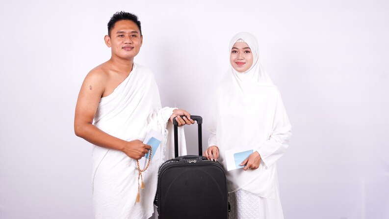 Pengertian Tahallul dan Macam-Macamnya - Almira Travel